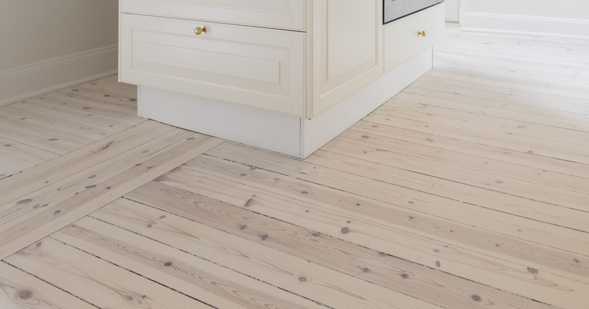 Slipning av Furugolv | Nockeby Parkett